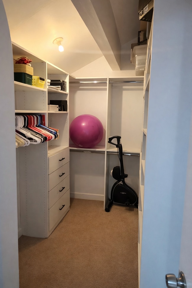 1637 Carriage House Terrace Unit H Off-Campus Housing, Silver Spring, MD