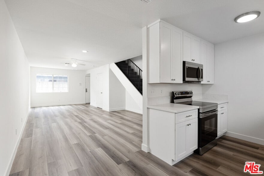 6616 Sylmar Ave Unit 2 - Condo for Rent in Los Angeles, CA | ForRent.com