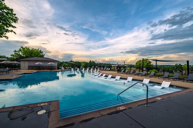 Foxridge Apartment Homes | Virginia Tech | Off-Campus Housing Search