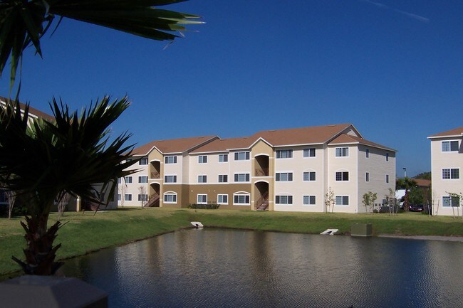 Clipper Bay Apartments For Rent in Tampa, FL | ForRent.com