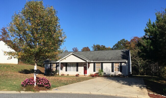 121 Goldfinch Court - House for Rent in Piedmont, SC | ForRent.com