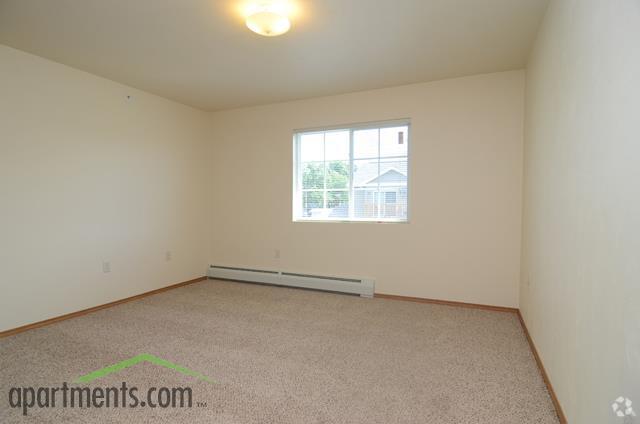 COBBLESTONE ESTATES Apartments - Ripon, WI | ForRent.com