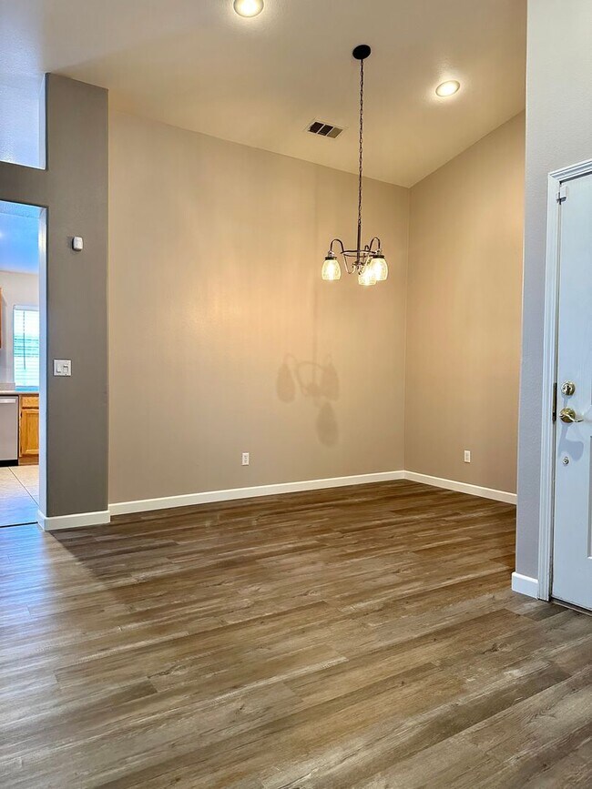 Single Story Home with CASITA in Green Val... - House Rental in ...