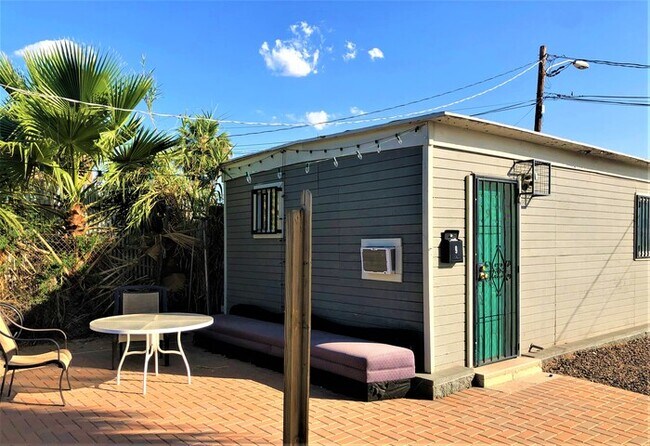 Standalone One Bed Downtown Phoenix Unit! - House Rental in Phoenix, AZ ...