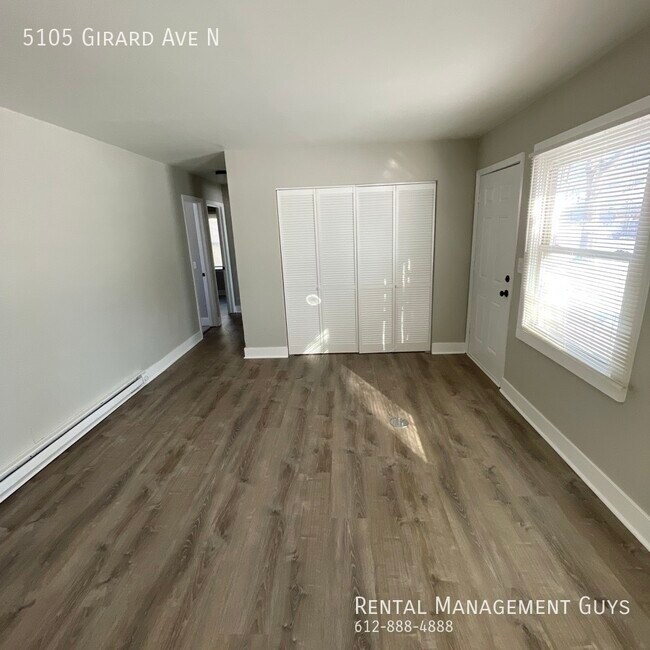 2 Bedroom Home! Private laundry/ New Floor... - Minneapolis, MN ...