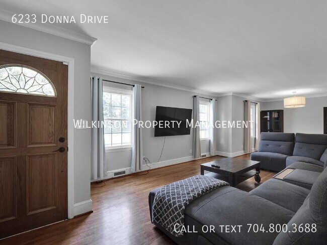 Updated 3br/2bth Brick Ranch 1/2 Acre Fenc... - House Rental in ...