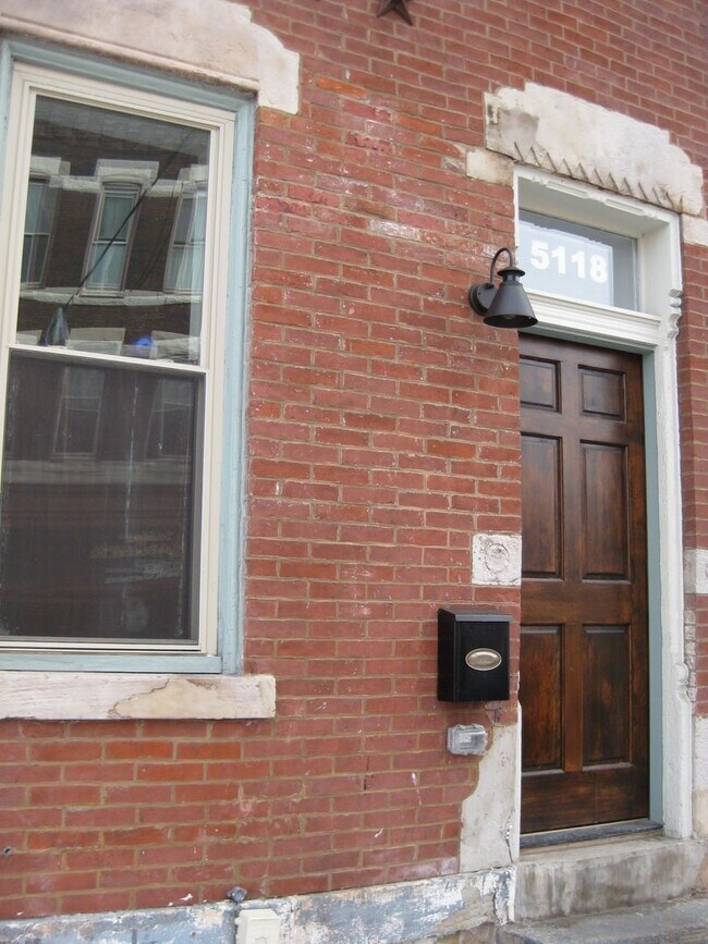 TOTAL RENOVATION ON BUTLER STREET! GREAT H... House - House Rental in ...