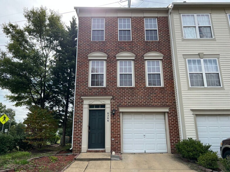 6266 Les Dorson Ln - House for Rent in Alexandria, VA | ForRent.com
