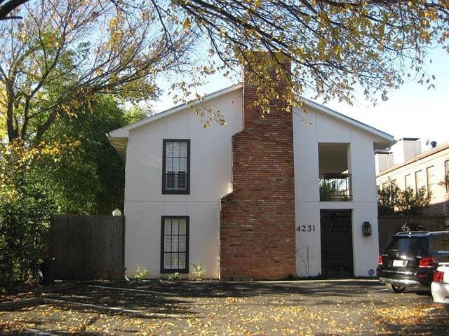 4231 Gilbert Ave Unit 103 - Apartment for Rent | Dallas, TX | Starting ...