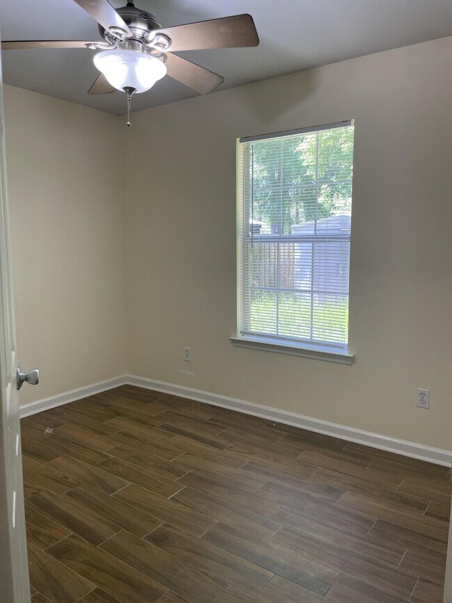 36 Dustin St House - House Rental in Crawfordville, FL | ForRent.com