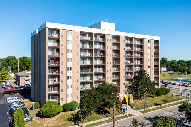 Ferris Park Towers Apartments - Lansing, MI | ForRent.com