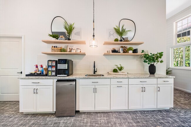 Cardinal Apartments - Greensboro, NC | ForRent.com