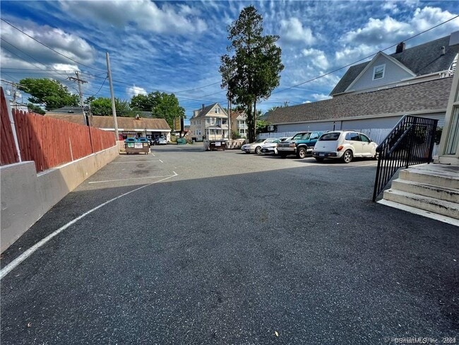 1428 North Ave Condo Unit A1 - Condo for Rent in Bridgeport, CT ... 1428 North Ave Condo Unit A1 - Condo for Rent in Bridgeport, CT ...