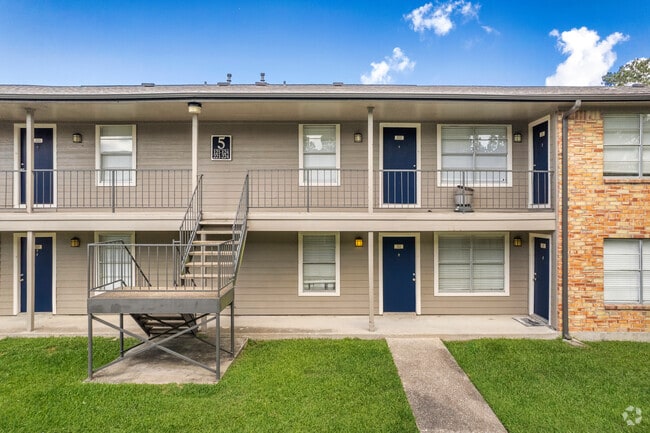 Pindo Pointe Apartments - Beaumont, TX | ForRent.com