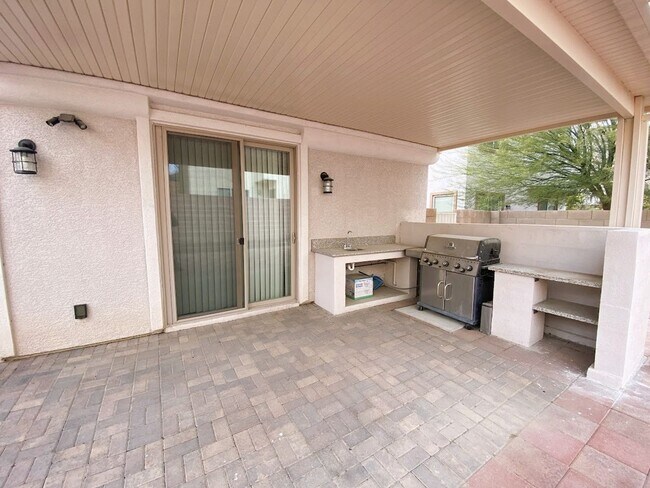 Single story Rhodes Ranch guard gated home... - House Rental in Las ...