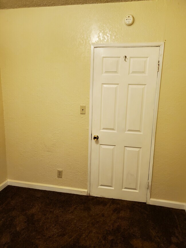 23344 Crest Forest Dr Unit b - Crestline, CA | ForRent.com