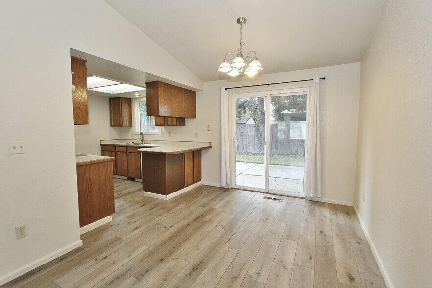 6883 W Parapet Ct - House for Rent in Boise, ID | ForRent.com