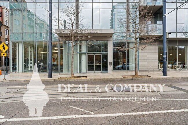 Luxury Condo Living in the Pearl Unit #1017 - Condo for Rent in ...