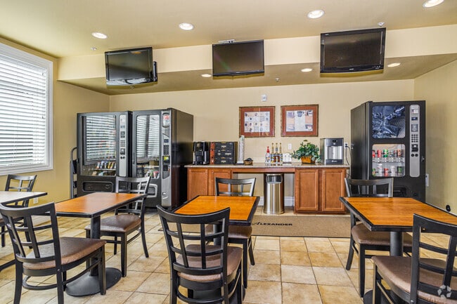 The Alexander at South Virginia Apartments For Rent in Reno, NV ...