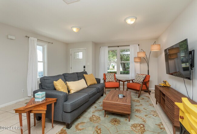337 Mercedes Ave - Apartments for Rent | ForRent.com