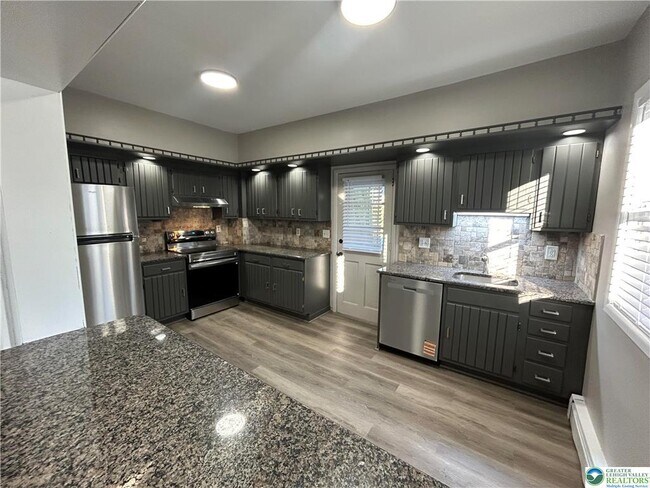 1151 Catasauqua Rd Off-Campus Housing, Fullerton, PA