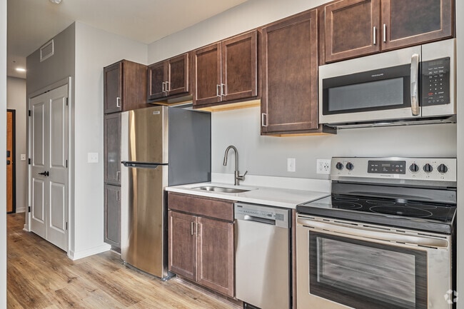 Case Western Reserve University | Off-Campus Housing Search