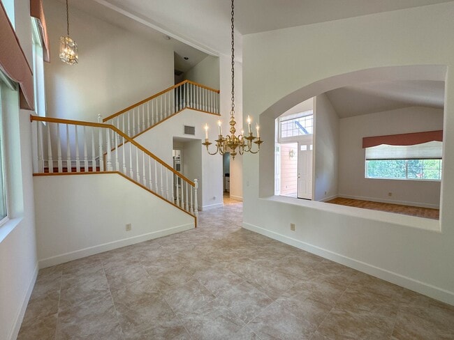 6 Bedroom Home for Rent in Newhall! - House Rental in Santa Clarita, CA ...