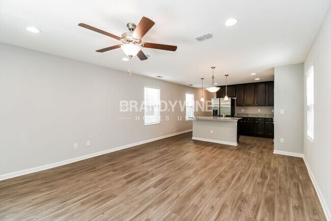 MOVE IN SPECIAL - Available for immediate... - House Rental in ...