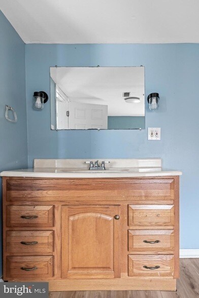 14 Zane St Off-Campus Housing, Glassboro, NJ