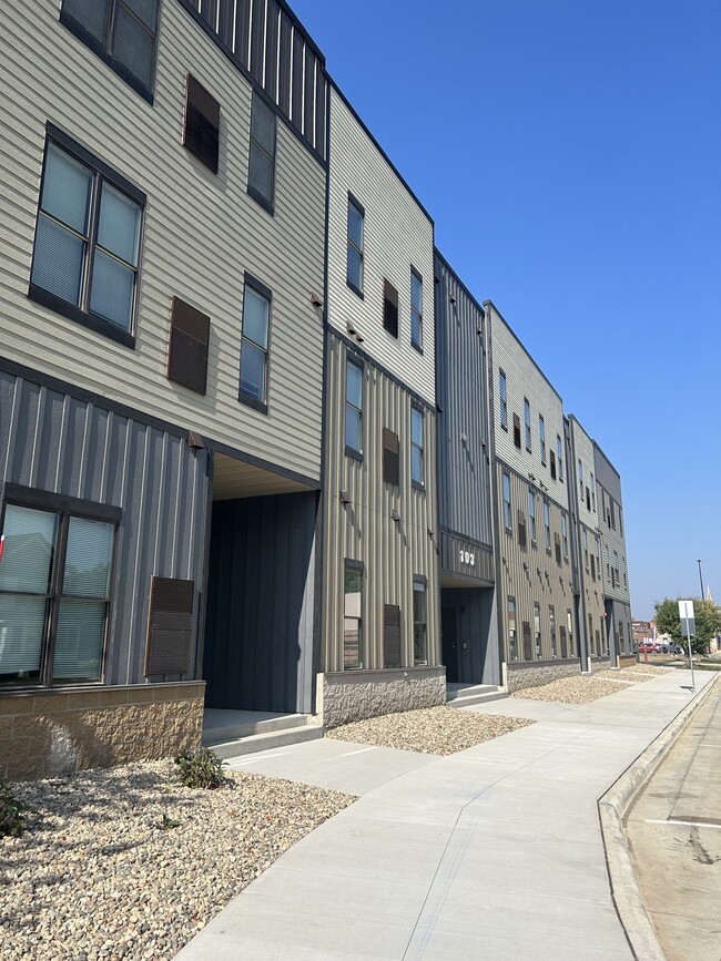 Block 100 Apartments - Marshall, MN | ForRent.com