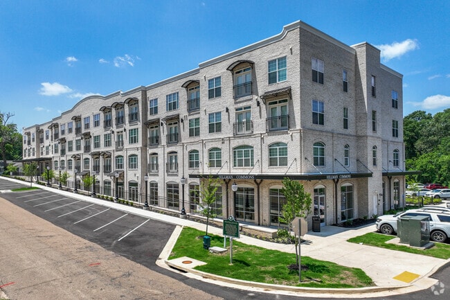 Hillman Commons Lofts - Clinton, MS | ForRent.com