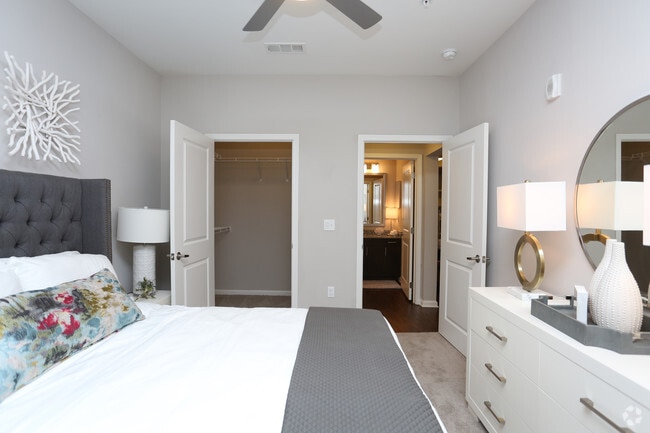 Park Rowe Apartments - Perkins Rowe For Rent in Baton Rouge, LA ...