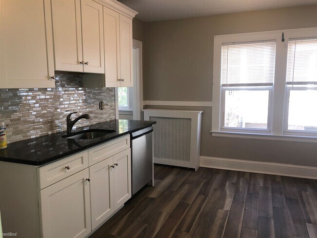 219 Quaker Ln S - Condo for Rent in West Hartford, CT | ForRent.com