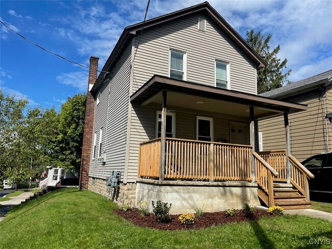 139 W Van Buren St Off-Campus Housing, Oswego, NY