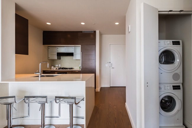 New York University | Off-Campus Housing Search