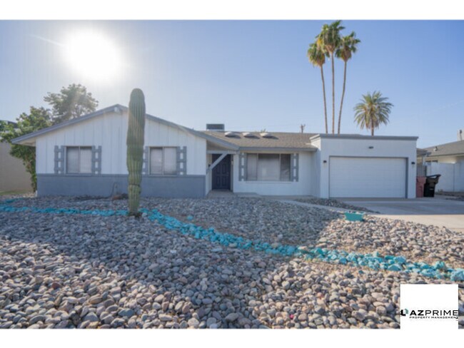Live Your Best Life in This Sophisticated ... House - House Rental in ...