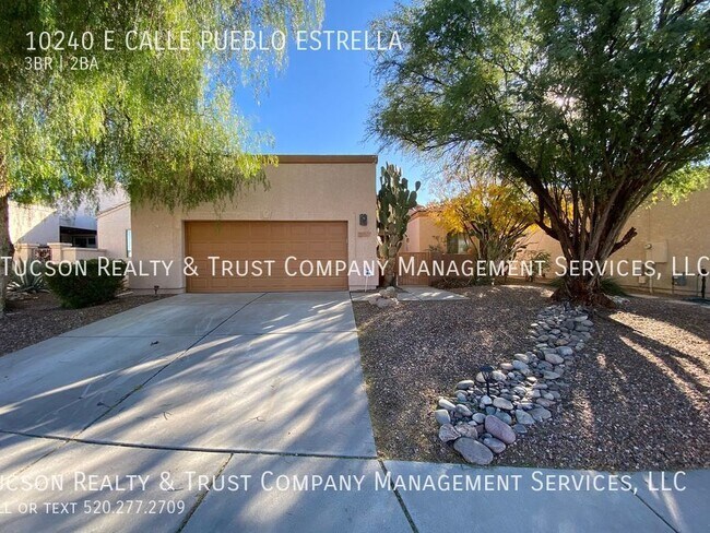 Rita Ranch Gem! Three bedroom two bathroom... House - House Rental in ...