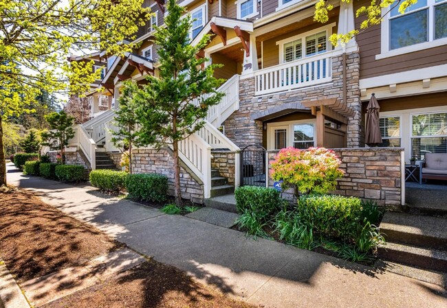 Issaquah Talus 4 Bedroom Townhouse include... - Townhome Rental in ...