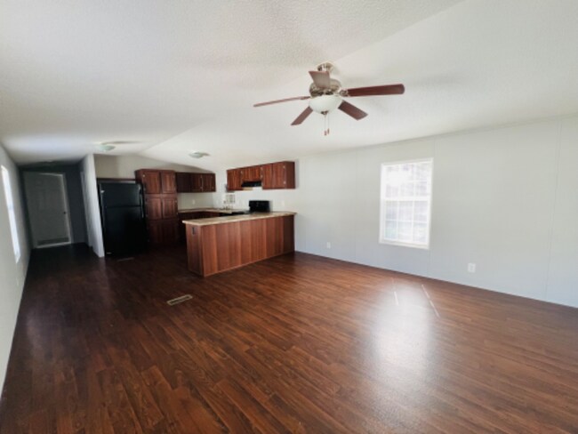 9477 Lansdowne Rd Casa - Casas en Alquiler - Baton Rouge, LA | ForRent.com