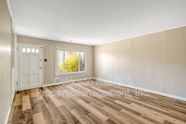 2117-2129 S. Holly St Unit 2119 - Condo for Rent in Denver, CO ...