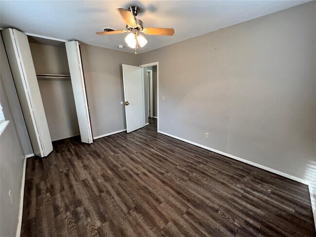 817 S Kelly Ave House - House Rental in Edmond, OK | ForRent.com