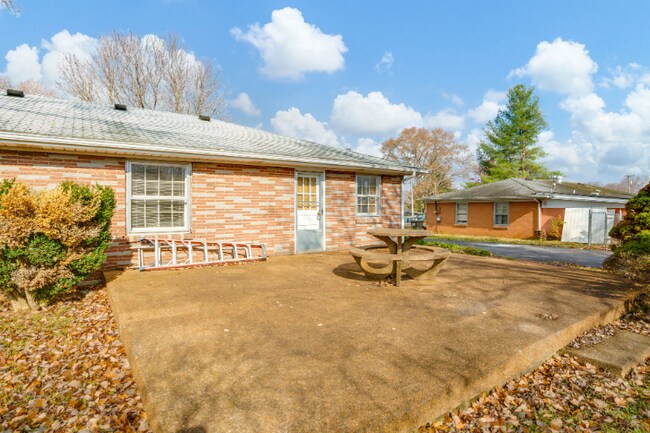 204 Rutherford Ave Rental For Rent in Franklin, KY | ForRent.com