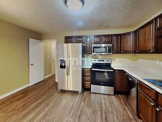 2040 Theodore Dr Off-Campus Housing, Indianapolis, IN