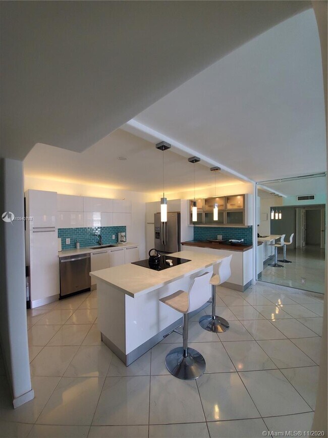 8777 Collins Ave Condo Unit PH-4 - Condo for Rent in Surfside, FL ...