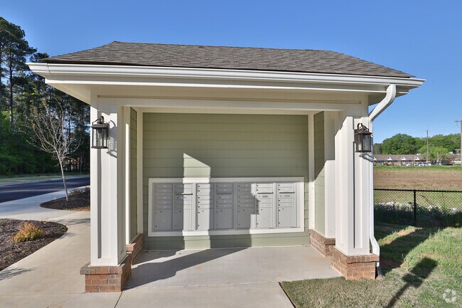 Forest Glen Apartments - Clinton, SC | ForRent.com