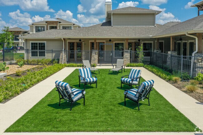 The Ranch at Arrington Apartments For Rent in College Station, TX ...