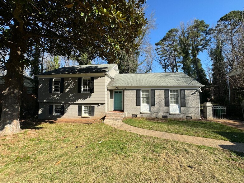 5235 Grafton Dr - House for Rent in Charlotte, NC | ForRent.com