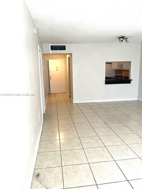 2 bedroom in North Miami Beach FL 33162 Condo - Condo for Rent in North ...
