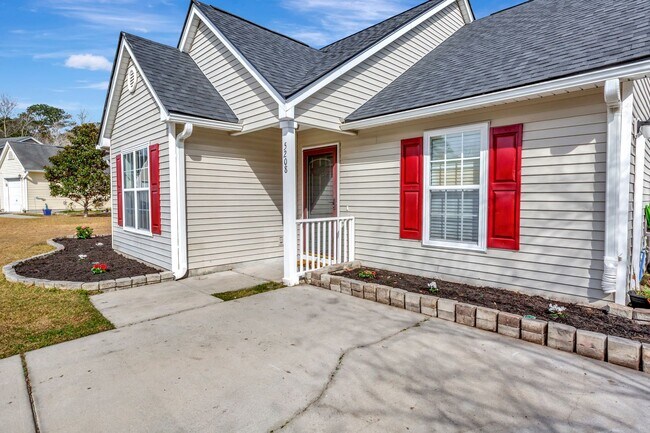 Beautifully Upgraded 3-Bedroom Home with P... - House Rental in ...