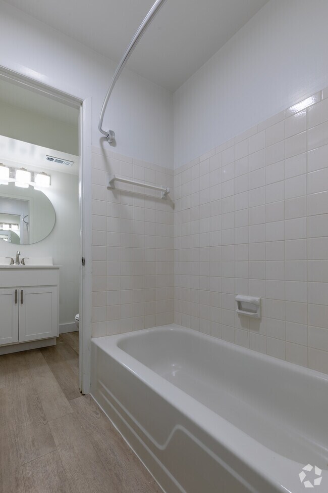 Stoneybrooke Apartments - Canton, MI | ForRent.com